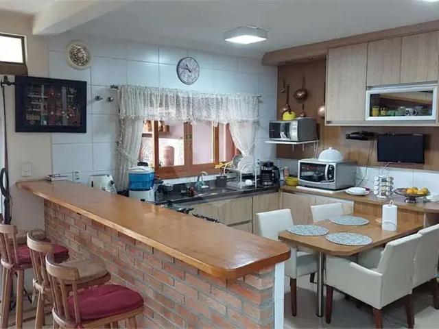 Casa / Sobrado para Locação em Cajamar/SP Serra dos Lagos Jordanésia 5 Quartos