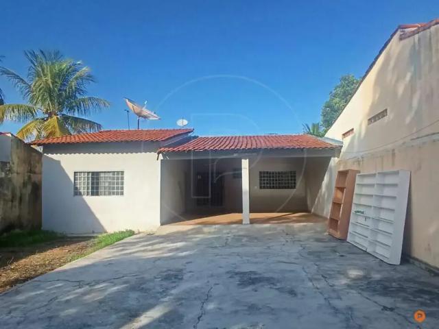Casa / Sobrado para Locação em Caldas Novas/GO Jardim Hanashiro 4 Quartos