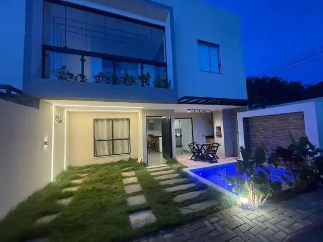 Casa / Sobrado para Locação em Camaçari/BA Arembepe Abrantes 2 Quartos