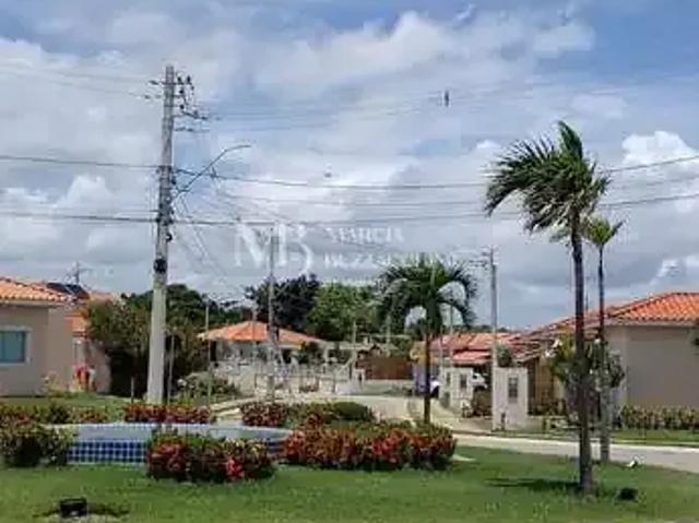 Casa / Sobrado para Locação em Camaçari/BA Monte Gordo 2 Quartos