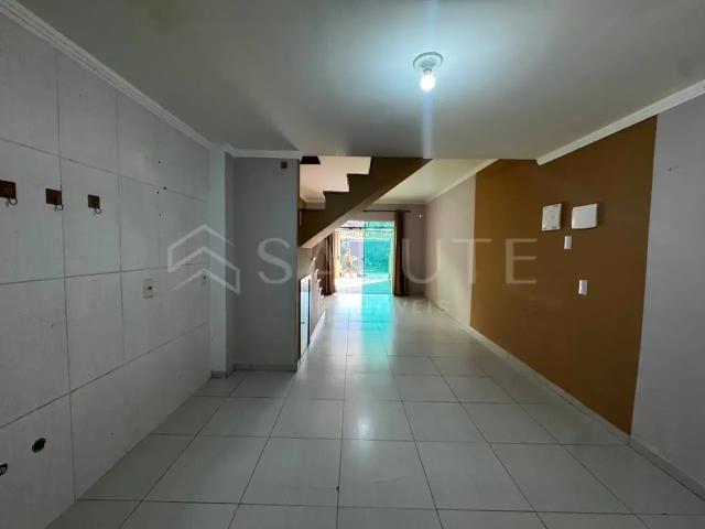 Casa / Sobrado para Locação em Camboriú/SC Centro 2 Quartos