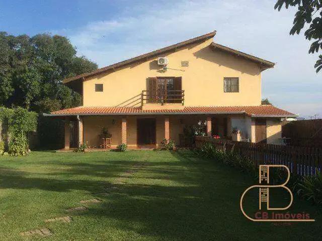 Casa / Sobrado para Locação em Camboriú/SC São Francisco de Assis 5 Quartos