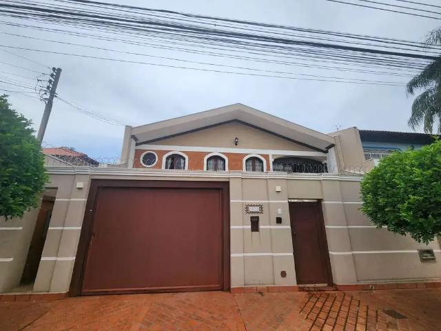 Casa / Sobrado para Locação em Campo Grande/MS São Francisco 3 Quartos