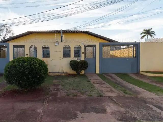 Casa / Sobrado para Locação em Campo Grande/MS Vila Bandeirante 2 Quartos