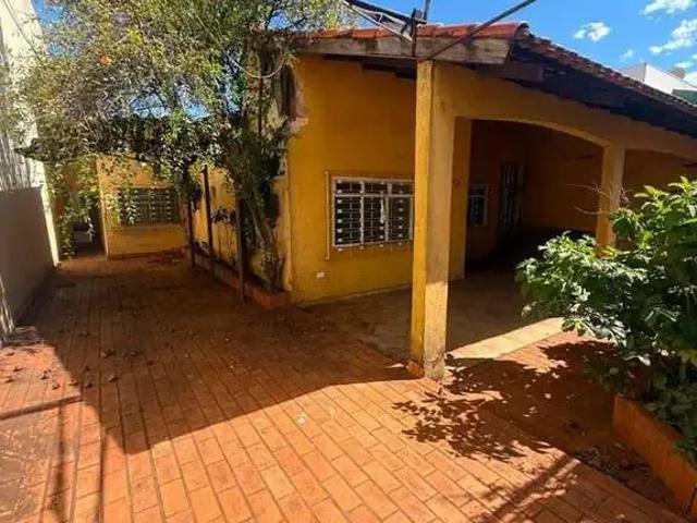 Casa / Sobrado para Locação em Campo Grande/MS Vila Carlota 3 Quartos