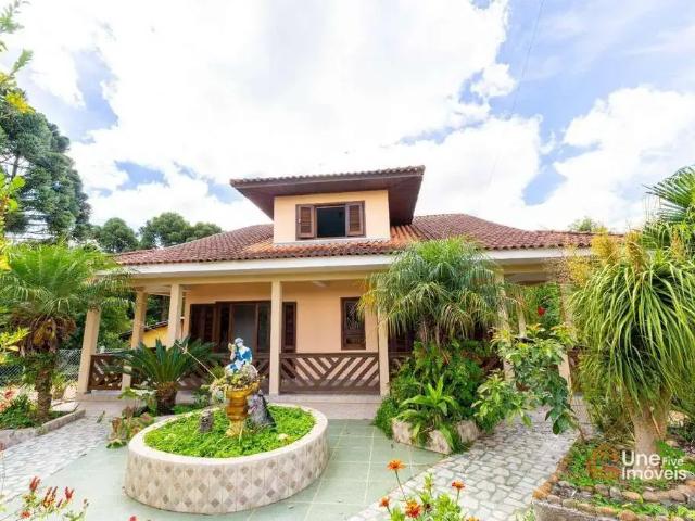 Casa / Sobrado para Locação em Campo Largo/PR Vila Delurdes 5 Quartos