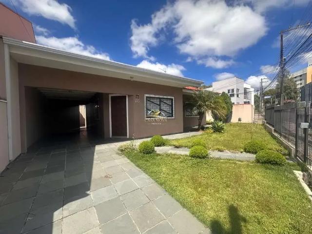 Casa / Sobrado para Locação em Campo Largo/PR Vila Solene 3 Quartos