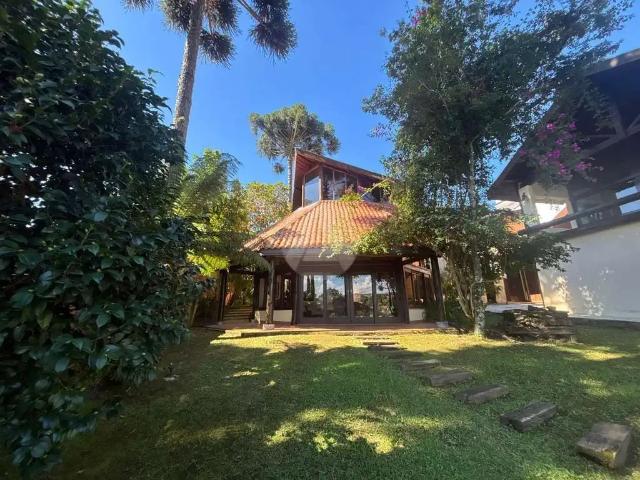 Casa / Sobrado para Locação em Campo Largo/PR Moradias Bom Jesus 4 Quartos