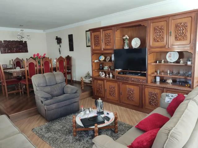 Casa / Sobrado para Locação em Campo Limpo Paulista/SP Vila Tavares 4 Quartos