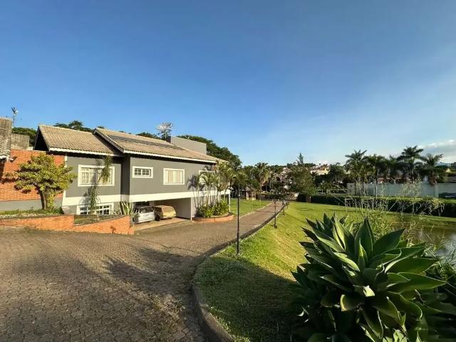 Casa / Sobrado para Locação em Campo Limpo Paulista/SP Parque Iramaia 10 Quartos