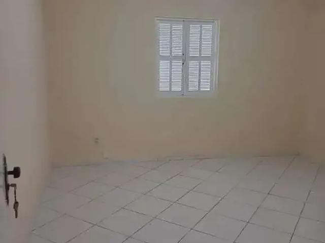 Casa / Sobrado para Locação em Campos dos Goytacazes/RJ Centro 2 Quartos