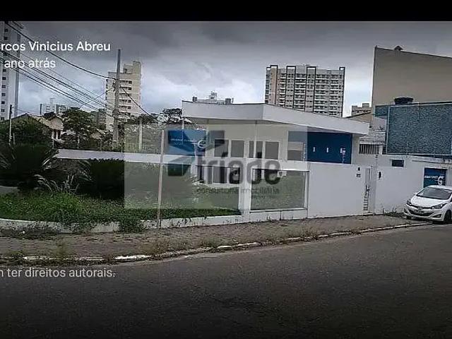 Casa / Sobrado para Locação em Campos dos Goytacazes/RJ Centro 4 Quartos