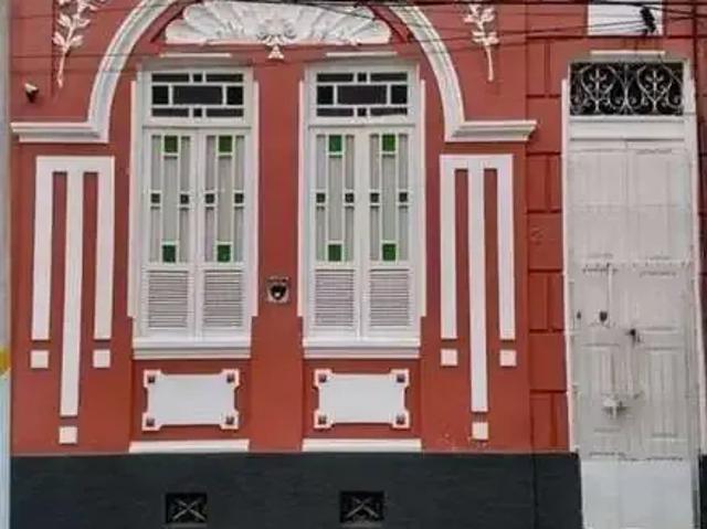 Casa / Sobrado para Locação em Campos dos Goytacazes/RJ Centro 4 Quartos
