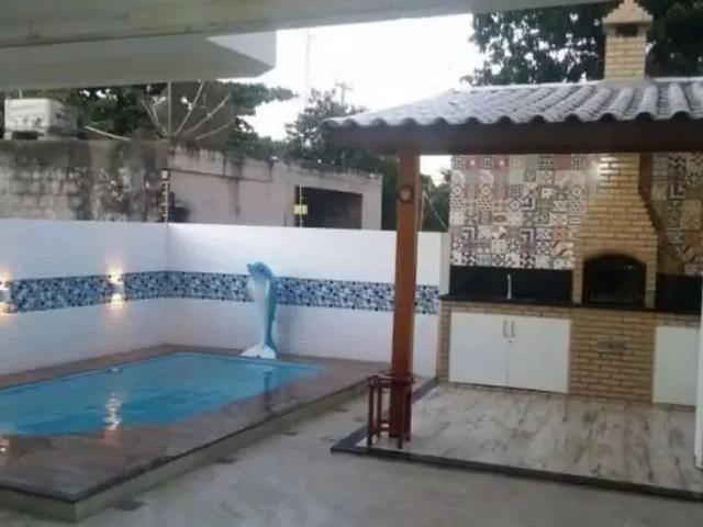 Casa / Sobrado para Locação em Campos dos Goytacazes/RJ Centro 5 Quartos