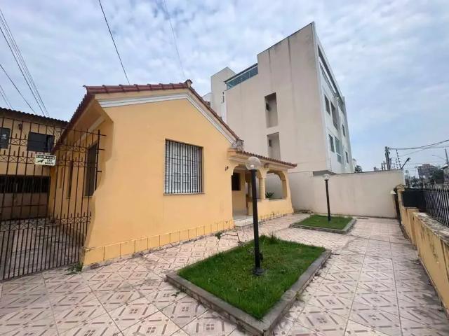 Casa / Sobrado para Locação em Campos dos Goytacazes/RJ Parque Califórnia 4 Quartos