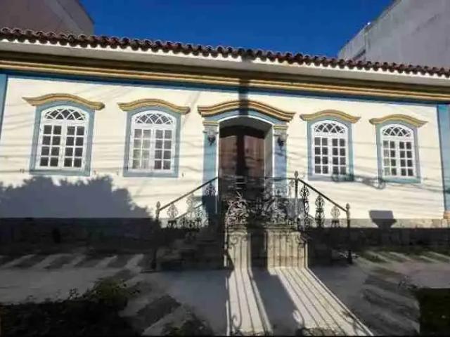 Casa / Sobrado para Locação em Campos dos Goytacazes/RJ Parque Turf Club 4 Quartos
