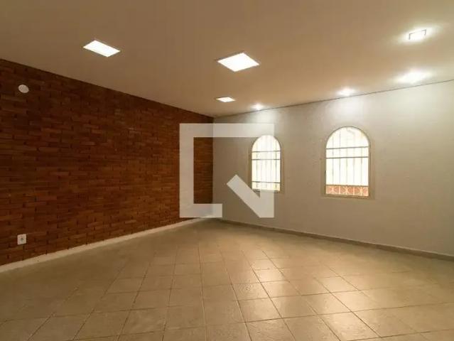 Casa / Sobrado para Locação em Campinas/SP Taquaral 4 Quartos