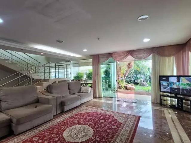 Casa / Sobrado para Locação em Campinas/SP Taquaral 4 Quartos