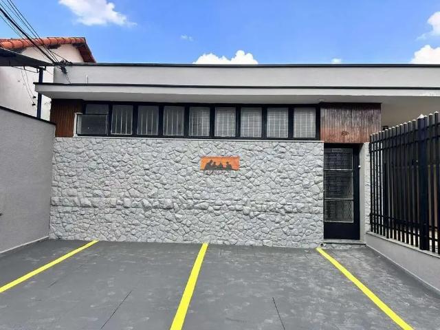 Casa / Sobrado para Locação em Campinas/SP Taquaral 3 Quartos