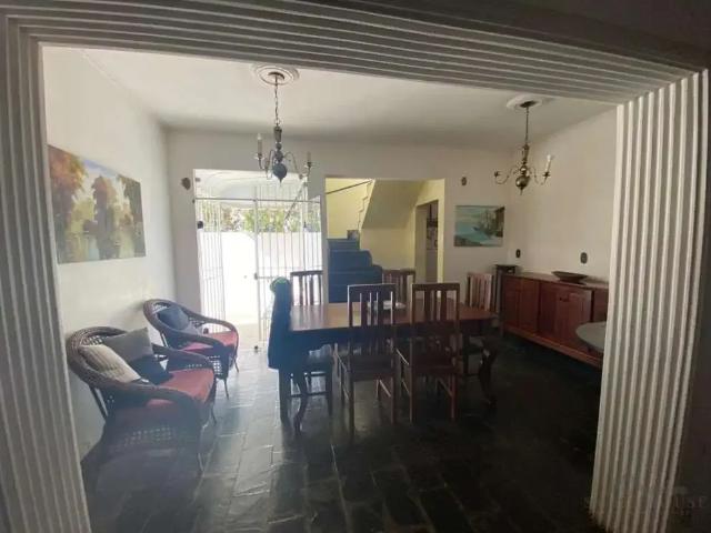 Casa / Sobrado para Locação em Campinas/SP Vila Iza 4 Quartos