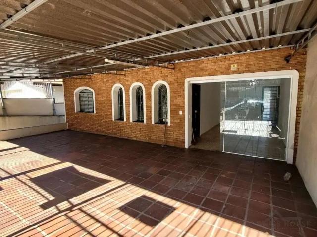 Casa / Sobrado para Locação em Campinas/SP Vila Joaquim Inácio 4 Quartos