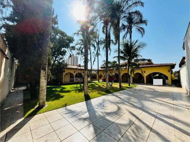 Casa / Sobrado para Locação em Campinas/SP Chácara Primavera 4 Quartos