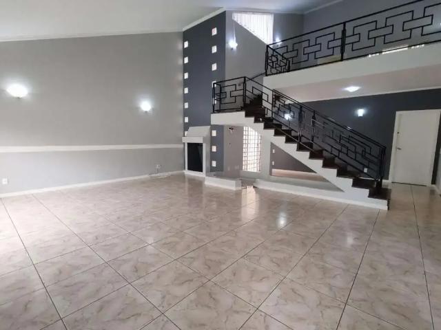 Casa / Sobrado para Locação em Campinas/SP Jardim Chapadão 5 Quartos
