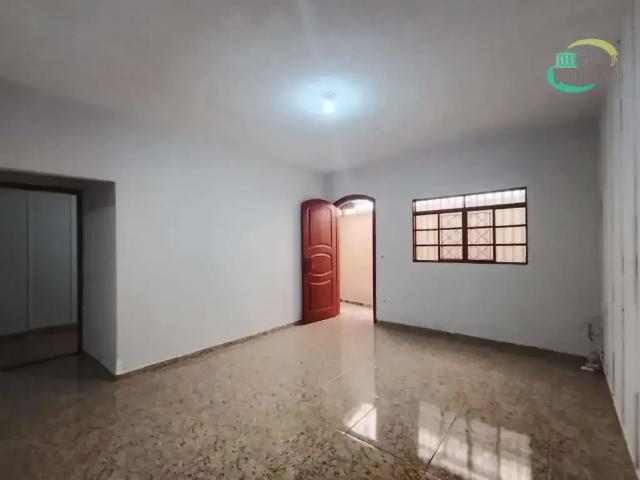 Casa / Sobrado para Locação em Campinas/SP Jardim Eulina 3 Quartos