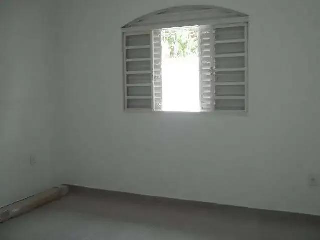Casa / Sobrado para Locação em Campinas/SP Jardim São Gonçalo 2 Quartos