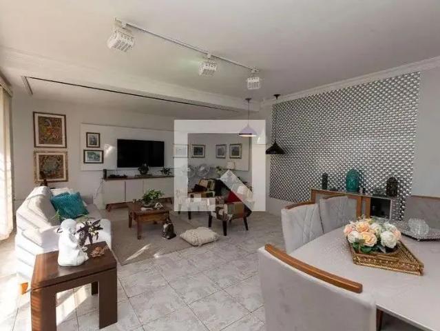 Casa / Sobrado para Locação em Campinas/SP Jardim Santana 4 Quartos
