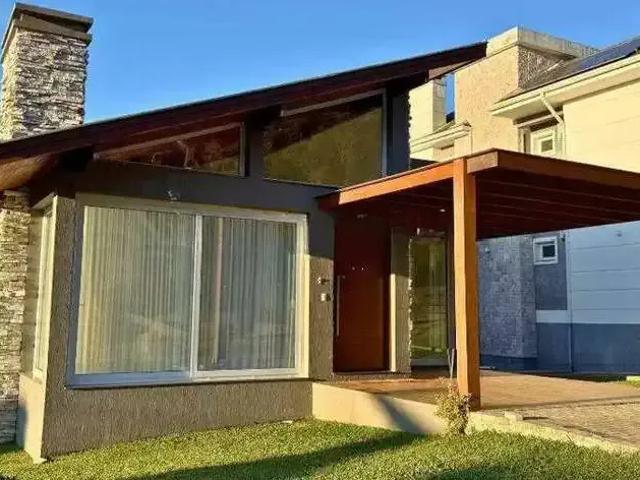 Casa / Sobrado para Locação em Canela/RS Altos Pinheiros 3 Quartos