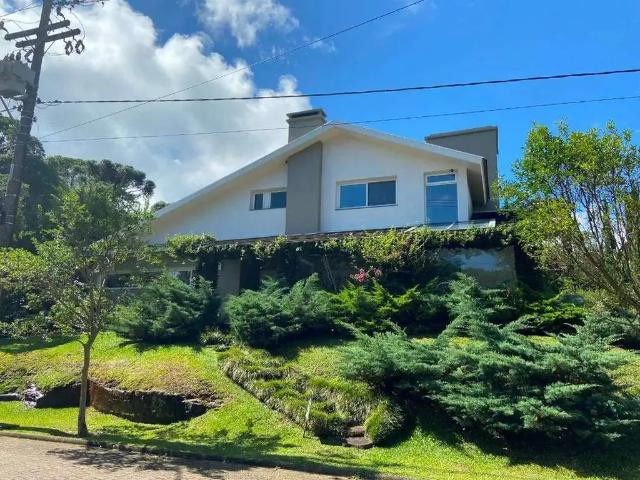 Casa / Sobrado para Locação em Canela/RS Reserva da Serra 4 Quartos