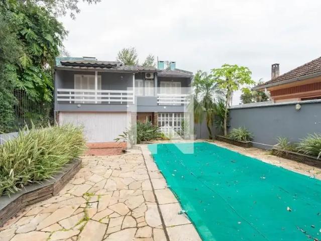 Casa / Sobrado para Locação em Canoas/RS Centro 4 Quartos