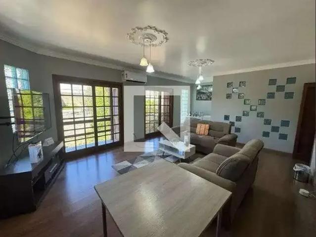 Casa / Sobrado para Locação em Canoas/RS Centro 5 Quartos