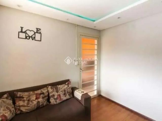 Casa / Sobrado para Locação em Canoas/RS Guajuviras 3 Quartos