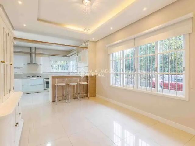 Casa / Sobrado para Locação em Canoas/RS Estância Velha 3 Quartos