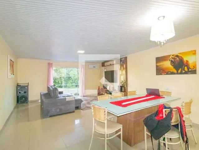 Casa / Sobrado para Locação em Canoas/RS Estância Velha 2 Quartos