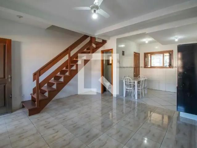 Casa / Sobrado para Locação em Canoas/RS Olaria 2 Quartos
