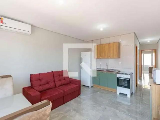 Casa / Sobrado para Locação em Canoas/RS Olaria 2 Quartos