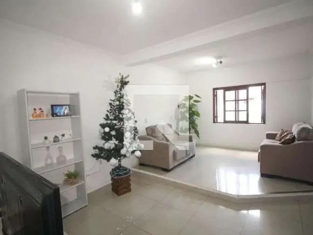 Casa / Sobrado para Locação em Canoas/RS Mathias Velho 3 Quartos