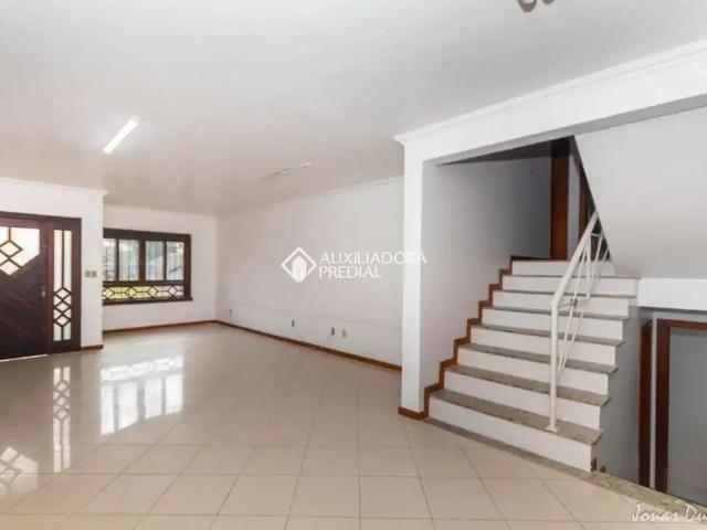 Casa / Sobrado para Locação em Canoas/RS Marechal Rondon 4 Quartos
