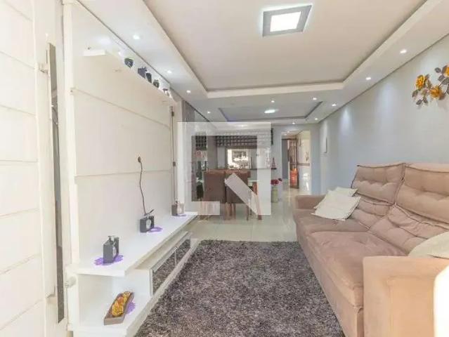 Casa / Sobrado para Locação em Canoas/RS Nossa Senhora das Graças 3 Quartos