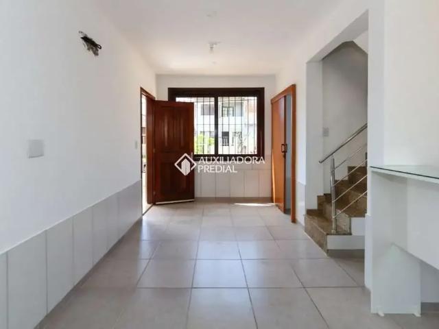 Casa / Sobrado para Locação em Canoas/RS São José 3 Quartos