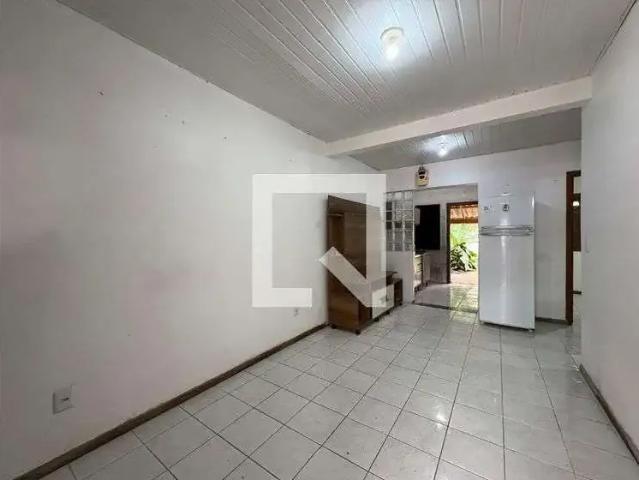 Casa / Sobrado para Locação em Canoas/RS São José 2 Quartos