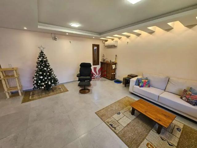 Casa / Sobrado para Locação em Canoas/RS Rio Branco 5 Quartos