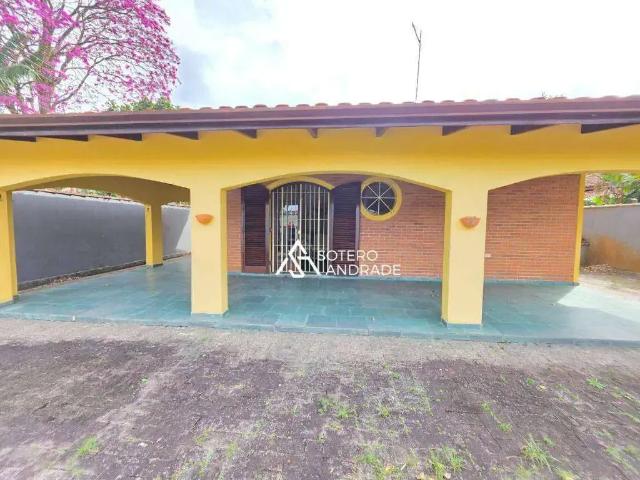Casa / Sobrado para Locação em Caraguatatuba/SP Massaguaçu 3 Quartos