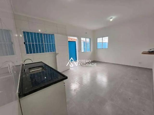 Casa / Sobrado para Locação em Caraguatatuba/SP Massaguaçu 2 Quartos