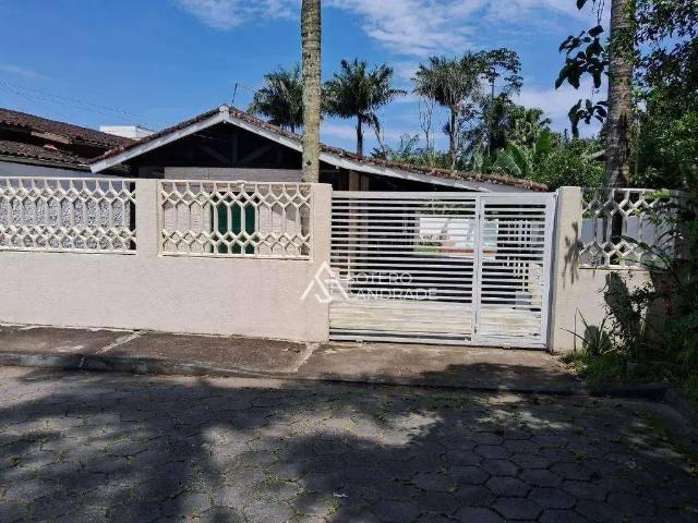 Casa / Sobrado para Locação em Caraguatatuba/SP Massaguaçu 2 Quartos