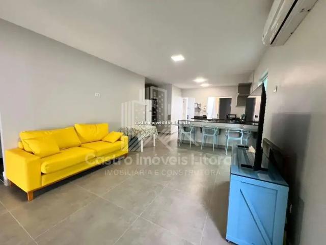 Casa / Sobrado para Locação em Caraguatatuba/SP Massaguaçu 4 Quartos