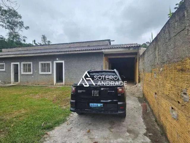 Casa / Sobrado para Locação em Caraguatatuba/SP Massaguaçu 4 Quartos